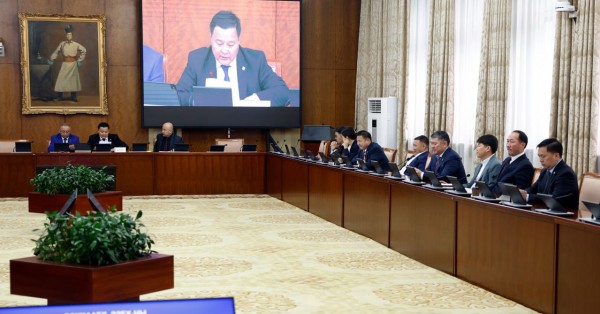 “Халзан бүрэгтэй” орд газар нутгийн иргэдийн эсэргүүцэлтэй холбоотой сонсгол явуулна