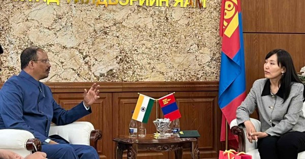 Энэтхэгийн уул уурхайн компаниудыг биржийн арилжаанд өргөнөөр оролцохыг урив